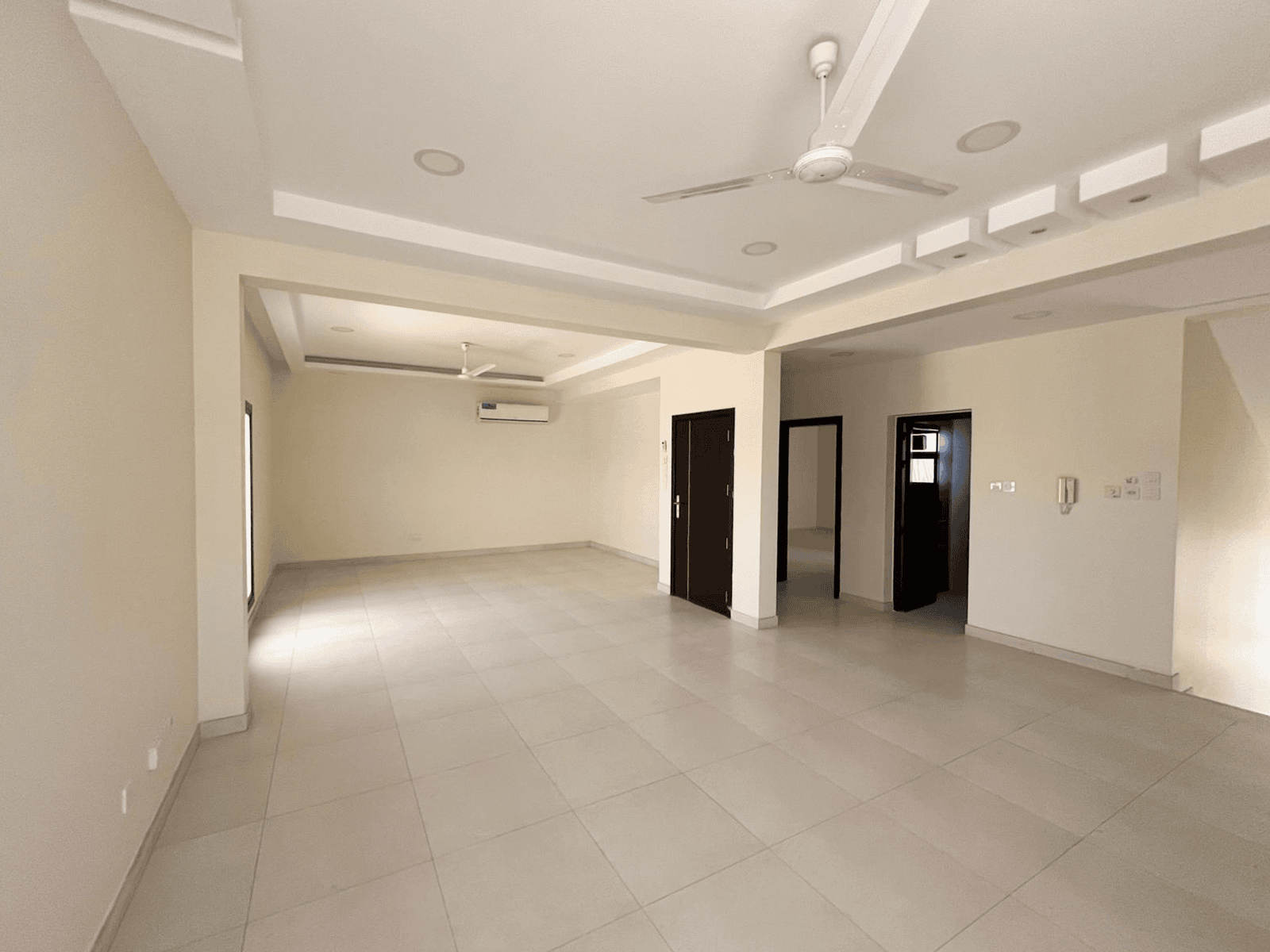 Beautiful Villa for Rent in Sanad | Private Parking | House me